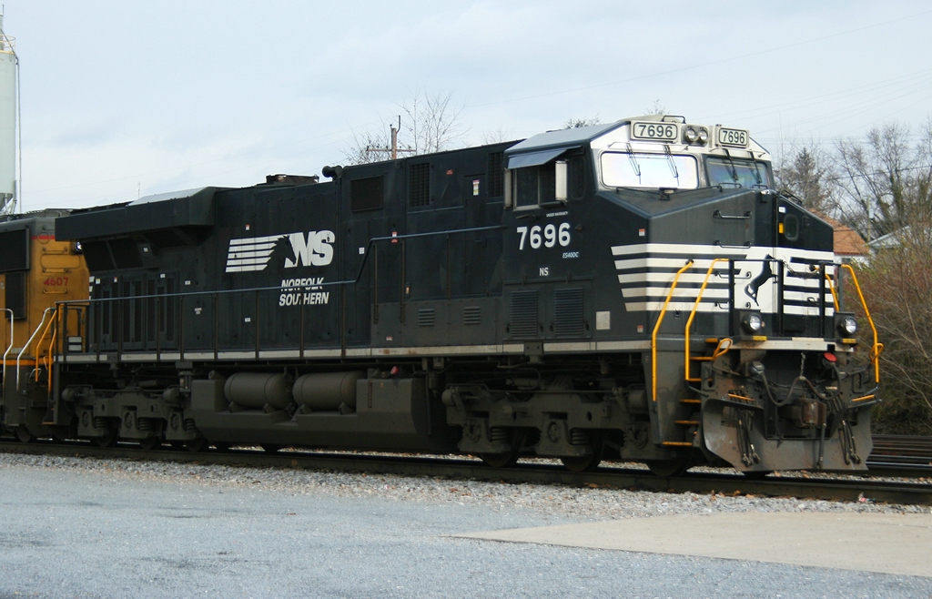 NS 7696